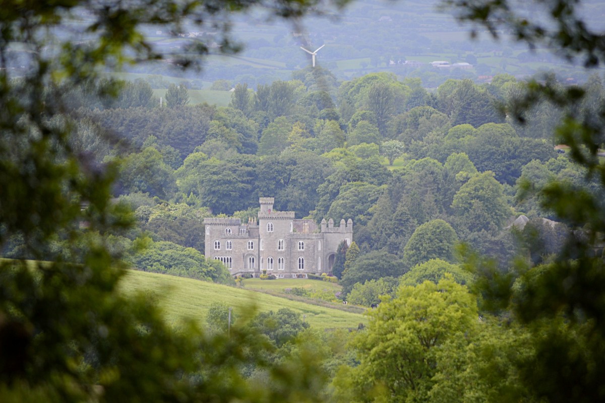 Midweek Retreat: Tullyhogue Fort – Hike Cycle Ireland